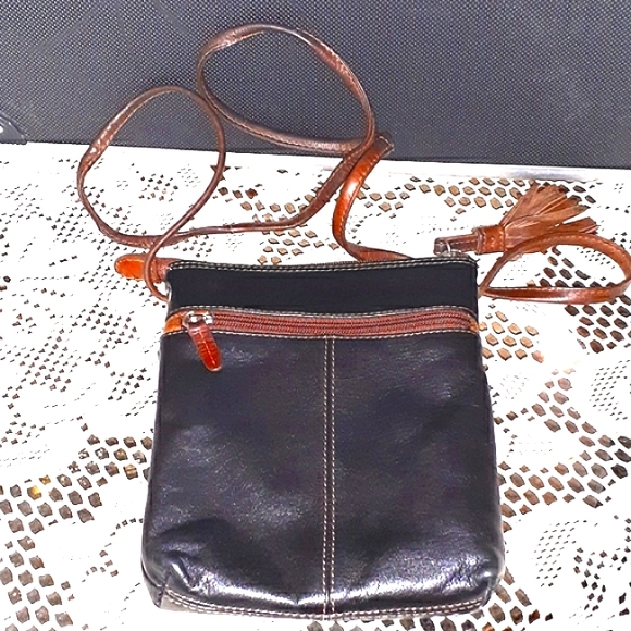 Ili | Bags | Ili New York Leather Crossbody Bag | Poshmark